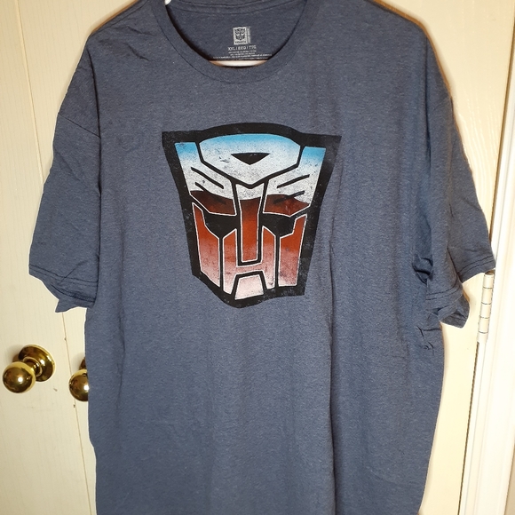 Transformers | Shirts | Transformers Vintage Autobot Logo Unisex Adult ...